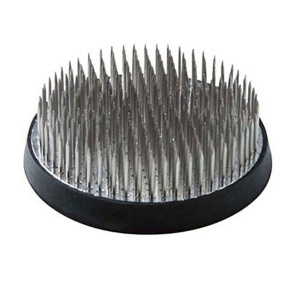 【特長】 ●生け花に変色・汚れに強いステンレス針使用。 【用途】 生け花用剣山。 【注意】 ご使用上の注意をご使用前に必ずお読みください。 【仕様】 ・サイズ:30×83×83mm ・質量:500g ・材質:「針」 ステンレス（SUS304...