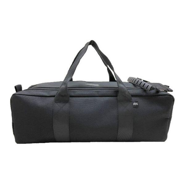 【特長】 コンパクトでシンプルなデザインの収納ケース。 「DOUBLE ZIPPER BAGシリーズ」 ダブルジッパー採用で開けやすく、開口部を開いたままキープできるのが便利。 プロの職人向けに工具入れとして開発された収納バッグですが、シン...