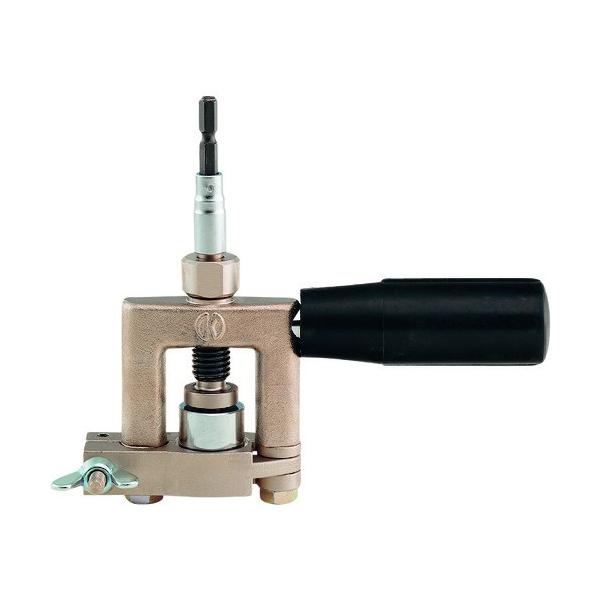 呼径:13 カクダイ巻フレキパイプの三つ山つぶし専用 呼13:16・16.8ミリ 呼20:20ミリ 呼25:25ミリ用 スピンドル部分へ定期的に注油をしてください。 インパクトドライバドライバネジ回し  【入数】 1個 60000513