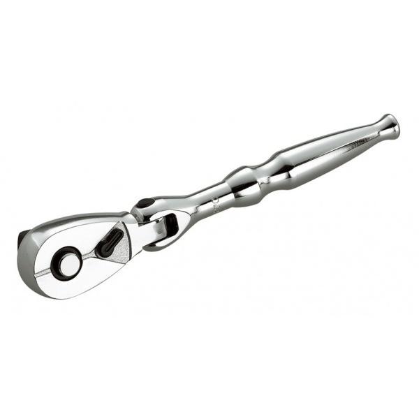 コンパクトヘッドタイプです。 狭い場所での作業に最適です。 ユニオン機構採用で不用意なソケットの落下も防止します。 一体式クロウ採用でヘッド厚さは当社従来比20%減のコンパクトヘッド化しました。 36枚ギアを採用しています。 首振りタイプ ...