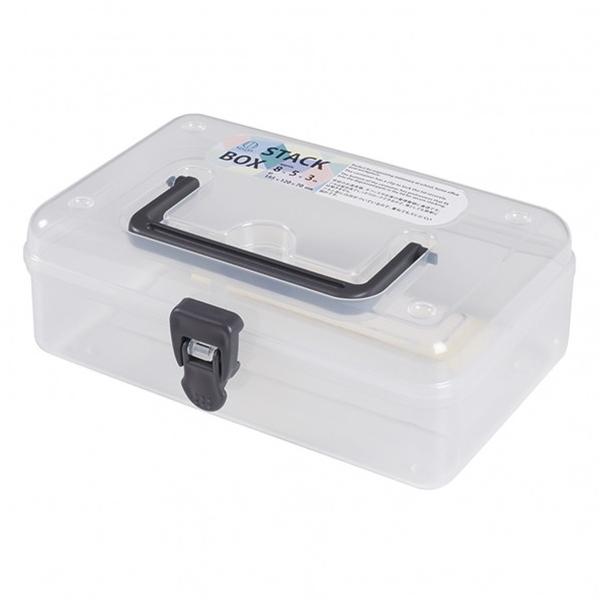 ●小物の収納に便利なスタックボックスです。 ●フタと底に凹凸があり重ねてもズレにくい設計です。 ●サイズ(mm):200×130×70 ●材質:PP(ポリプロピレン)  【カラー】 クリア 【入数】 1個