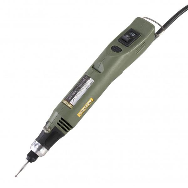 小型強力モーターを搭載したペン型ミニルーターです。 電源コードの重さを考慮し、作業者の負担を軽減するための重量バランス設計です。 特殊な加工が施されたシャフトが高い回転精度を実現しました。 回転速度が固定で手軽に使用できるビギナー向けモデル...