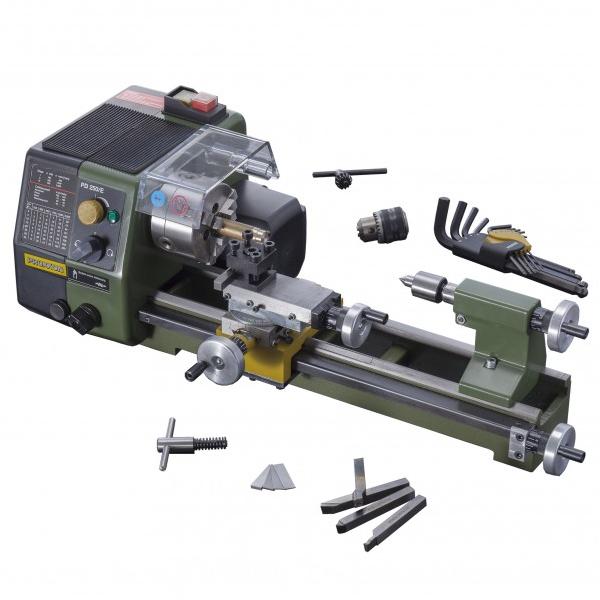 ■特徴 省スペースでの旋盤加工を実現します。 ビギナーユーザーからプロユーザーまで満足いただけるオールインワンパッケージです。  ■用途 金工の旋盤加工に。  ■付属品 三爪ユニバーサルチャック 逆爪セット チャックハンドル 心押し軸固定回...