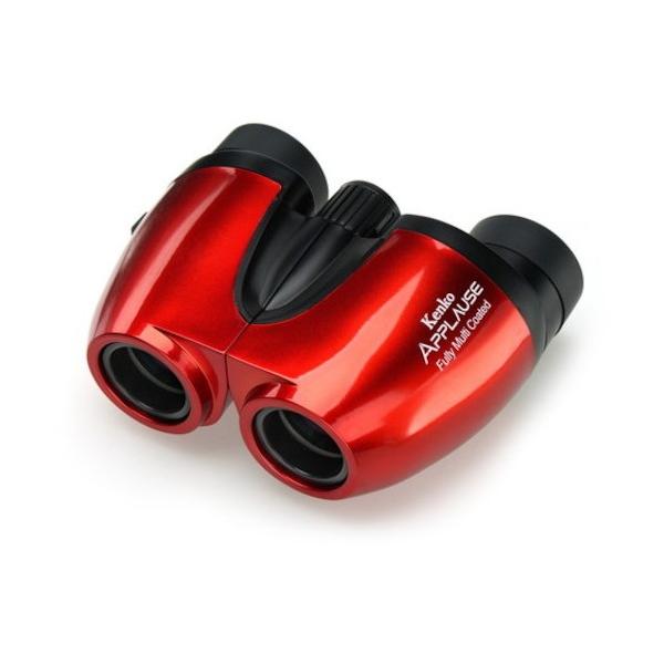 ■特徴 抜けのいいクリアな視界のコンパクトポロ双眼鏡。 すべてのプリズム透過面にもマルチコート（高透過多層膜）を施すことにより、不快なゴーストを抑えクリアな像が広がります。 心臓部のプリズムには高屈折率のBak４を採用。 隅々までシャープな...