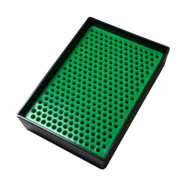 ■特徴 ・3種類のサイズを用意、ねじを効率的かつ簡単に整列出来ます。 ■用途 ・組み立て作業の効率化に最適です。 ■仕様 ねじを整列させ、着磁ビットで簡単にねじを拾える電動ドライバー用のねじ皿です。    【重量】 15G 【原産国】 台湾...