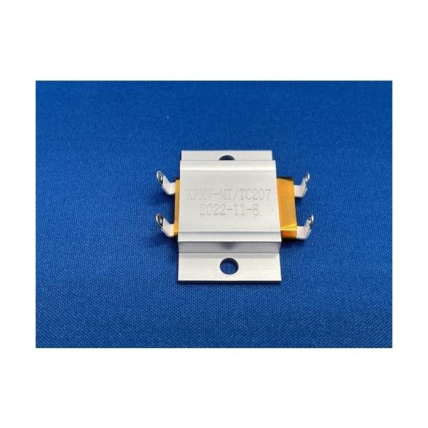 商品画像はイメージ画像です。実際とは異なる場合がございます。 ■特徴 自己制御により、温度調整が必要ない為、スペース・寿命ともアップします。  自己制御機能により、ヒーターの異常発熱を自ら抑え、安全です。  異常発熱を抑えることができ安全で...