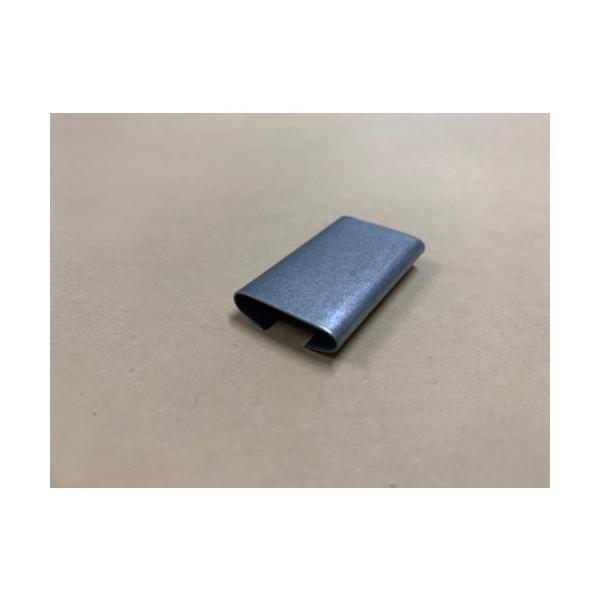 ■仕様 適合バンド幅(mm):19 適合バンド:帯鉄 全長(mm):38   【入数】 1000個 KKSEALGE08X19X38