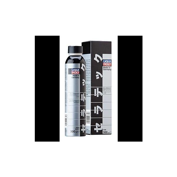 用途: オイル添加剤 概要 CERA TECに含まれる特殊なセラミック粒子が金属表面の細かい凹凸に吸着し、摩耗と摩擦抵抗（フリクションロス）を低減させます。 また、化学反応による表面処理により、金属の接触面をより滑らかにします。 この2つの...