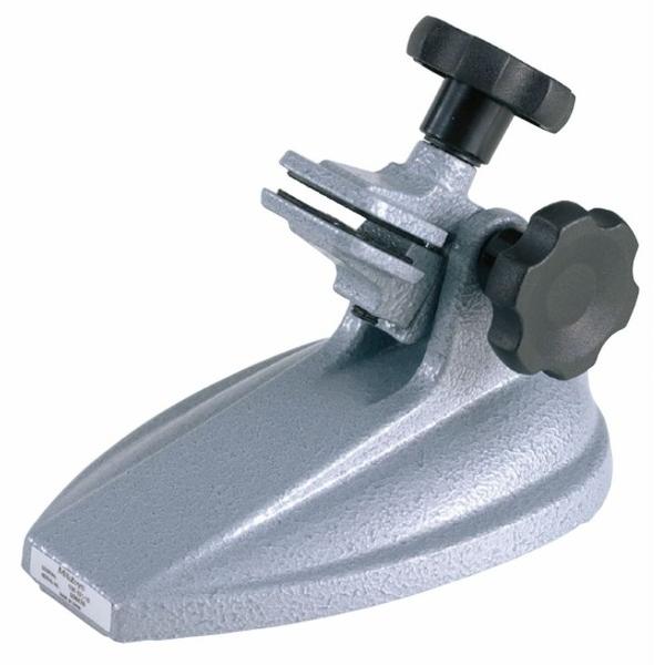 ●マイクロメータを取付けるための専用スタンドです。 ●片手でマイクロメータを持つ必要がありませんので作業性が向上します。 ●体温からの温度変化影響も受けにくくなり、安定した測定が可能となります。 ●【注意事項】 ●一部取り付かない製品OMV...