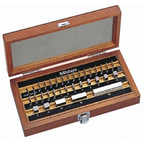 ●組数:32個組 ●呼び寸法(mm):1.005・1.01・1.02…1.09・1.1・1.2…1.9・1・2・3…9・10・20・30・60 ブロックゲージ ゲージブロック  【入数】 1セット BM1320