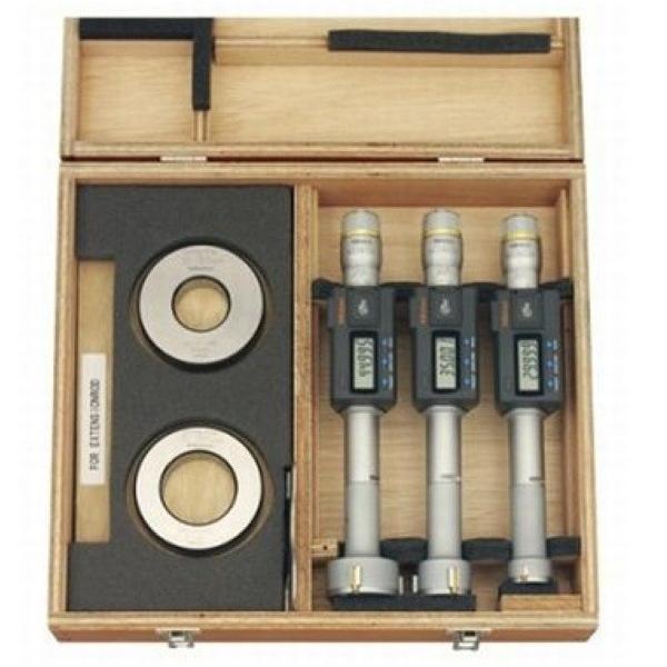 ●測定範囲(mm):25〜50 ●セット内容:本体 25〜30mm 1本 30〜40mm 1本 40〜50mm 1本セットリング(?30 ?40): 各1個スパナ 1本六角棒スパナ 1本十字ドライバ 1本 ●読み取り部が液晶デジタル表示(文...