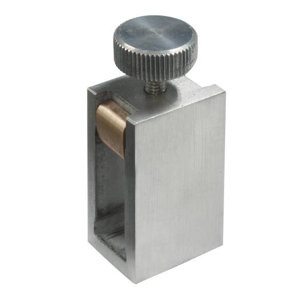 ■特徴 ハイトゲージのスクライバクランプです。  ■用途 ハイトゲージのスクライバクランプに。  ■材質 本体：ステンレス   【重量】 50g 【入数】 1点 VHKC