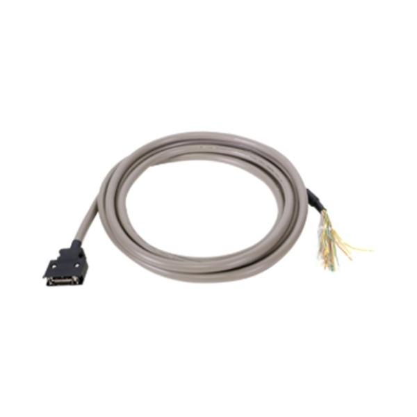 ■特徴 外部信号使用時に接続します。 ■仕様 長さ:3m    【重量】 370G 【原産国】 日本製 73621