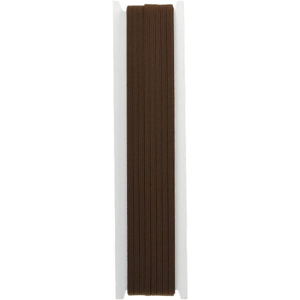 本体サイズ:4mm幅×30m巻 6コール 素材:ゴム:天然ゴム 糸:ポリエステル100％ 入数:30m巻 生産国:日本 しなやかな感触とすぐれた耐久性がポイントのカラー平ゴムです。  ポリエステルを使用しているため色落ちしないので気軽にお洗...