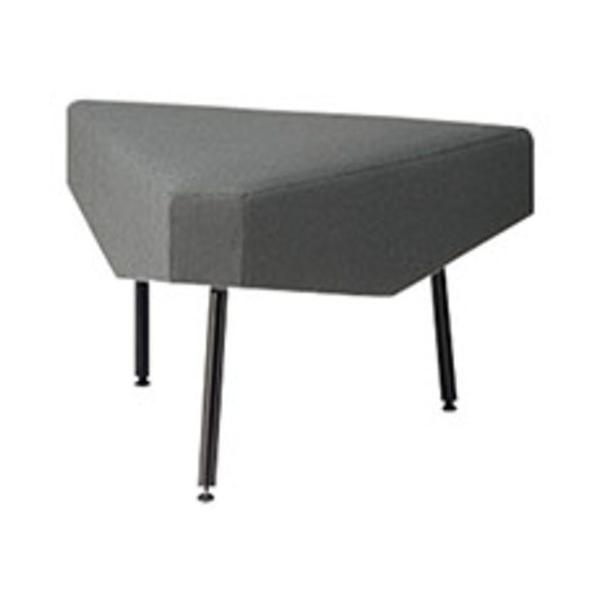 ■特徴 アイテムの組み合わせにより、様々な空間を創り出すことができます。 ■材質 張地:ビニールレザー張り(耐アルコール、耐次亜塩素酸)、脚部:スチール丸パイプ塗装仕上(ブラック)    【重量】 9KG 【原産国】 日本製 RC1501PBCH