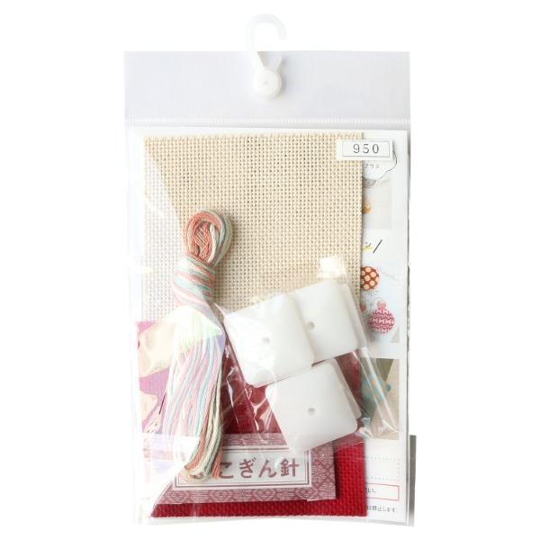 サイズ:3cm×3cm ■キット内容/・オリムパスこぎん糸:薄青(341)、生成(731)、ピンク(766)「綿100％」・オリムパスNo.1100布コングレス:ベージュ(1)、ワイン(766)「綿100％」・くるみボタン:3組・こぎん針・...