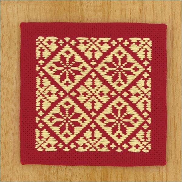 対象性別:男女共用 北欧テイストあふれる鮮やかな色彩のこぎんキットを種類豊富に揃えました。  ・初級者向・出来上がりサイズ:約縦10cm×横10cm・キット内容:こぎん糸、No.1100布、こぎん針、図案付説明書 オリンパス 刺繍 セット ...