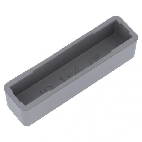 1X4材の先端保護にピッタリなゴムキャップです。  エマストラー製で床への色移りがしにくい材質です。  【カラー】   ライトグレー 【入数】   1個