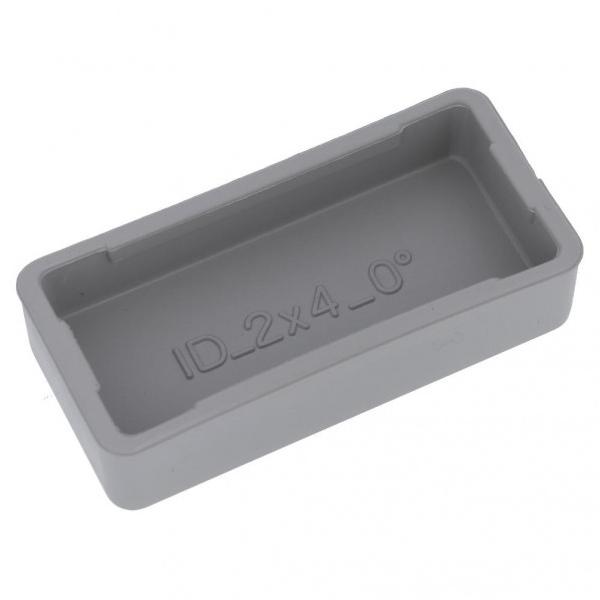 2X4材の先端保護にピッタリなゴムキャップです。  エマストラー製で床への色移りがしにくい材質です。  【カラー】   ライトグレー 【入数】   1個