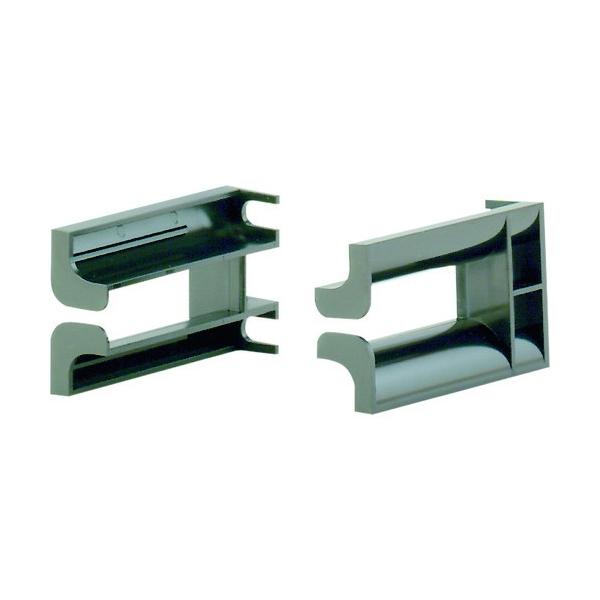 商品画像はイメージ画像です。実際とは異なる場合がございます。 ■特徴 アングル型パッチパネルとの併用に最適です。  ■用途 ネットワーク機器用のケーブル管理に。   【入数】 1点 CMBRC1