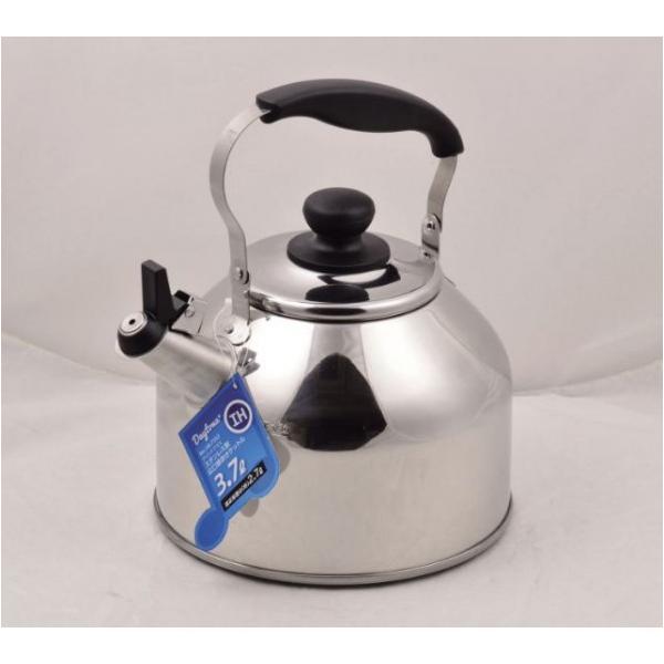 ガス火はもちろん、200VのIHクッキングヒーターやハロゲンヒーターなどオール熱源に対応 お湯が沸いたら笛の音でお知らせ 満水容量:3.7L 適正容量(お湯を沸かせる量):(約)2.7L  【サイズ】 250×205×260mm 【入数】 ...