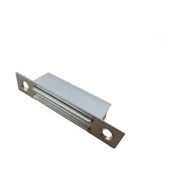 ■特徴 埋め込みタイプのマグネットキャッチです。  ■用途 OA機器や家具などの扉の開閉時の保持などに。  ■仕様 埋め込み型 ケース：銀色  ■材質 アルミニウム●SPCC●フェライト磁石 ●全長(mm)：80 ●吸着力(N)：約160 ...