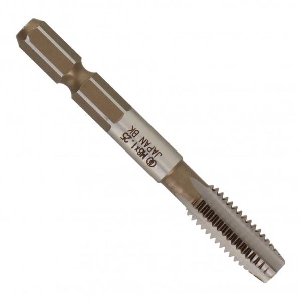 呼寸 M8×1.25 全長 70mm ネジ部長さ 20mm 下穴ドリル径 6.8mm 六角軸 6.35mm 充電ドライバー・インパクトドライバーの6角軸ビット差込部にワンタッチで装着、きれいなメネジが立てられます。 一般鋼・真鍮・銅・アルミ...