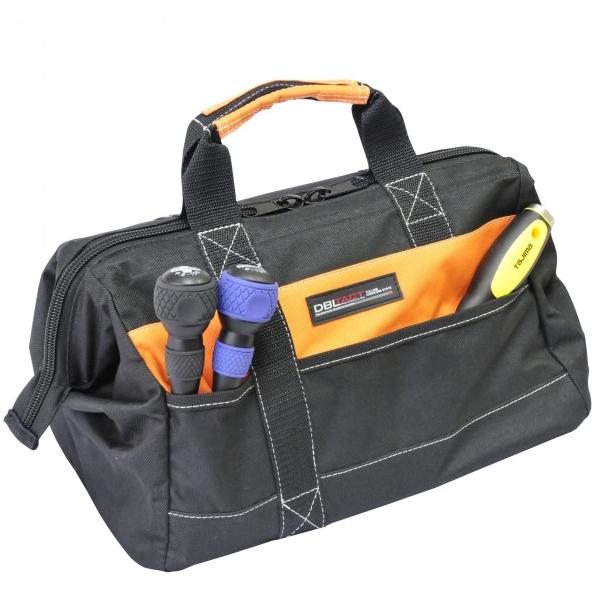 クイックアクセス！大きく開き、出し入れがしやすい！ 本体寸法（H×W×D） H200×W340×D220mm ほどよいコンパクトサイズ 適度に仕切られた内ポケット ファスナー開閉式で中身がこぼれない、ほこりが入らない 多目的ポケットが両面に...