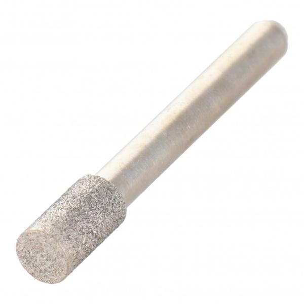 頭部形状 円筒型 頭部直径 8mm 頭部長さ 15mm 軸径 3mm 粒度 #200 クロームメッキを施し、従来のニッケルメッキに比べダイヤモンド粒の保持力と剛性を高め、高速回転に耐えうる性能の向上をはかりました。 精密研削からバリ取り、彫...