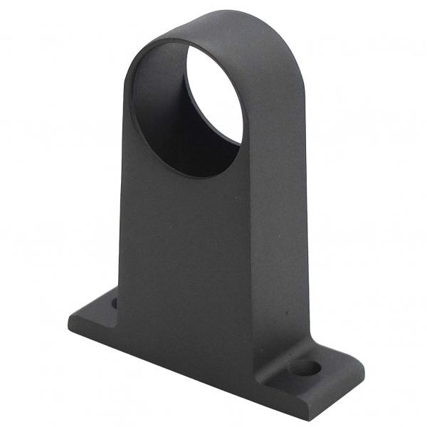 ●クローゼットや押入れなどのパイプジョイント金具として。   ●マットブラック塗装を施しており、美しい仕上がりです。   ●取付用木ねじ付属。  【材質】亜鉛ダイカスト 【仕上】マットブラック塗装 【付属】＋皿タッピング 3.5×25(鉄)...