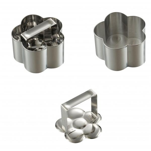 ■特徴 ●ご飯抜きの他にも、クッキーの抜き型・チャーハン・ホットケーキ・寒天の抜き型としてもお使いいただけます。  ■仕様 ●長さ：58mm ●重量：82g   【入数】 1個 No398