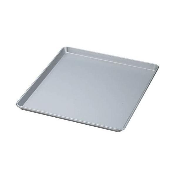 ■特徴 高温度、低温度に耐えることができます。（アルミ芯入） 冷蔵庫より直接オーブンへ入れて使用できます。 表面はアルマイト処理をしています。 パン、ケーキ生地運搬用に便利です。  ■用途 温蔵庫、冷蔵庫などの収納トレーとして使用できます。...
