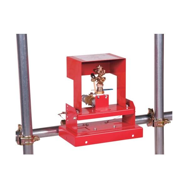 ■特徴 散水機と接続することで広範囲を自動で散水することができます。 解体散水機専用ノズルです。  ■用途 解体現場の粉塵抑制に。   【入数】 1点 SSC60ST