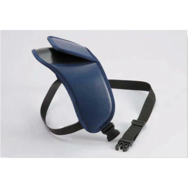 ワンタッチバックルで取付が簡単です。 左右どちらの肩にも使用できます。 用途 肩で担ぐ作業に。 保護具  ●完成品 保護服・作業服  【材質】●塩ビレザー●PE樹脂●ウレタンスポンジ 【入数】 1 【原産国】 日本 NO2220