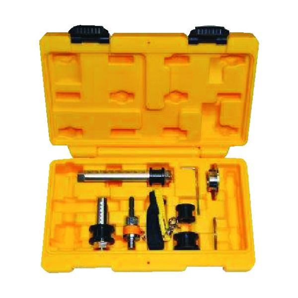 専用ケースで持ち運びに便利で、紛失の心配もありません。 インパクトドライバーにワンタッチで接続できます。 ガイド板を取り付けることにより、水平に切断できます。 延長アダプターの組み合わせでディスクグラインダーでも作業できます。 落下防止スト...