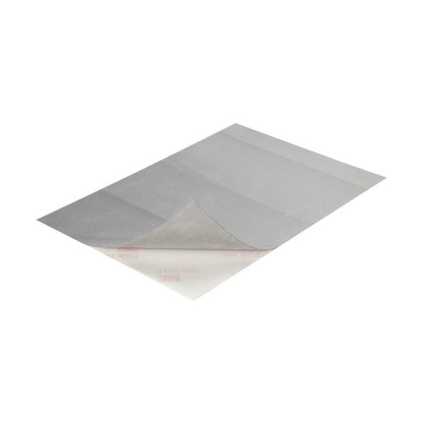 ■特長 磁性フィラーと樹脂とからなる電磁ノイズ抑制製品です。 電子機器からの不要な電磁輻射を抑えこみ、熱に変えるシートです。 0.27mm厚で、2cm厚の鉄板相当のノイズ遮断を実現しています。 鉄板と比較した場合、86％の薄型化と95％以上...