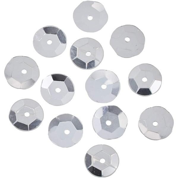 サイズ: 約8mm 素材: ポリ塩化ビニル 入数: 約100枚 タイプ: 亀甲 カラー: シルバー 洋服やバック、帽子に縫いつけるなどの刺しゅうや、スパングルとビーズを使用したアクセサリーなど幅広くご利用頂いてます。  紙などに貼り付けるな...