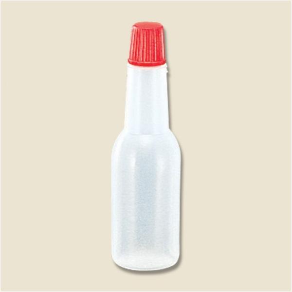 ■特徴 ●ポリエチレン製中空成型品です。全てのメニューのタレ・調味料入れとしてご利用いただけます。  ■仕様 ●サイズ：16×16×57mm 容量：6.7ml ●材質：ポリエチレン ●入り数：100個/外袋    【入数】 100個 004...