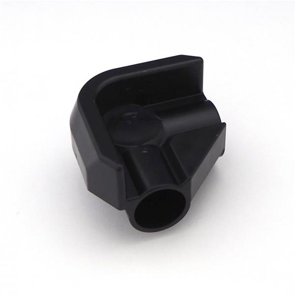 軽量タイプのプラスティックジョイントです。  パイプと専用接着剤で接着して使用します。    材質:ABS樹脂 質量(g):76   【カラー】 ブラック 【入数】 1個 GAP14E