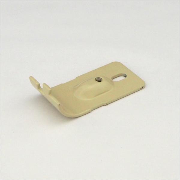 組立式のパイプ固定金具です。  六角レンチにてボルトナットを締め付けるだけで簡単に固定ができます。    材質:SPCC/アイボリー(吹付焼付け塗装) 質量(g):50   【カラー】 アイボリー 【入数】 1個 G25ASPI