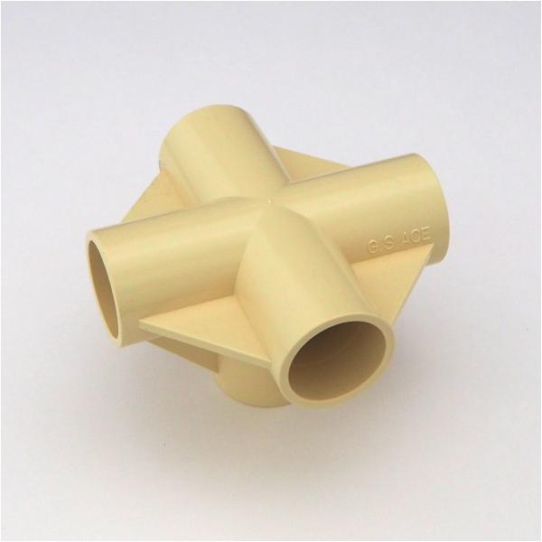 軽量タイプのプラスティックジョイントです。  パイプと専用接着剤で接着して使用します。    材質:ABS樹脂 質量(g):72   【カラー】 アイボリー 【入数】 1個 GAP25AIV