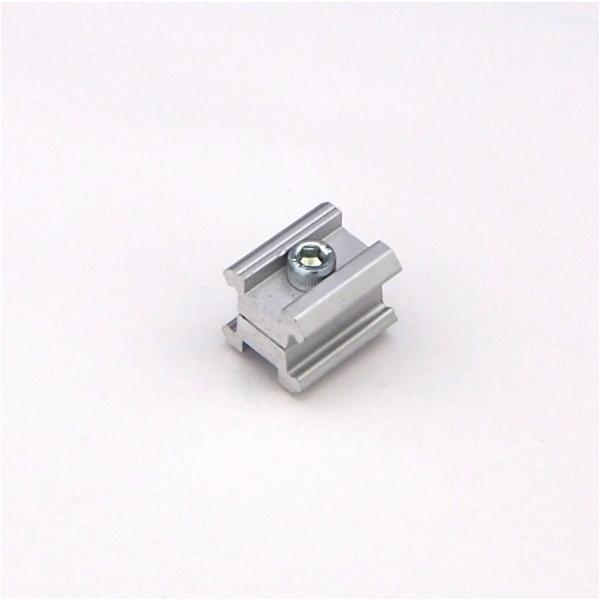 他社相当アルミパイプに取付けることができます。    材質:アルミニウム(ボルト/ナット:スチール) 質量(g):30   【入数】 1セット BA108