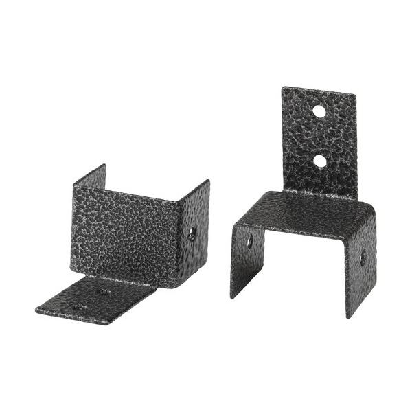 ラティス専用の固定金具。  ラティスを木製柱に取り付ける際に使用してください。  ラティスフレーム35mm幅に対応しています。  商品サイズ:約幅4cm×奥行3.2cm×高さ6.7cm   【カラー】 ハンマートーン 【入数】 1個 TKL12