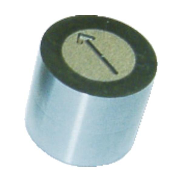 ■特徴 OP型プラスチック金型専用・成型品のロット管理に最適です。 プラ型に埋め込むための商品です。 日付表示の変更が金型内側からワンタッチでできます。（矢印部分をドライバーで回すだけです） 割り出しは、ボールプランジャーを使用、Oリングに...