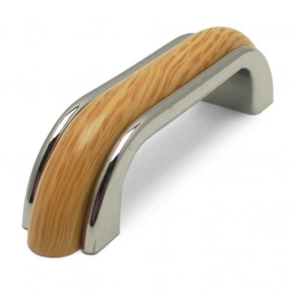 【商品説明】 家具用の取手として使用できます 木目塗装で木製の扉に最適  【注意】 取付けの際、電動ドリルなどを使用しねじを締めすぎると本体に割れが生じる恐れがあります  規格:90mm 扉厚(mm):16〜22用 タイプ:裏ねじ止めタイプ...