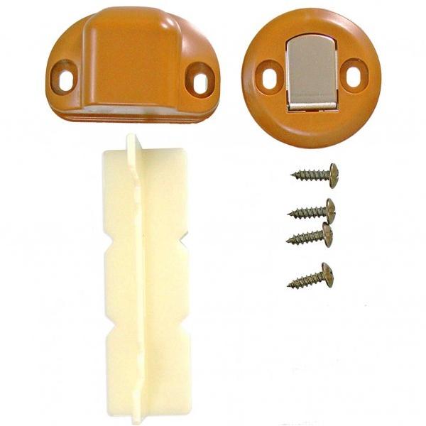 【商品説明】 専用冶具付なので取付も簡単！マグネットストッパー収納扉タイプ 扉が開いている時は戸当りがジャマにならないフラットタイプです。  ドアは設置位置でピタッと止まります。  床に突起物がなくフラットなので収納物の出し入れには最適です...