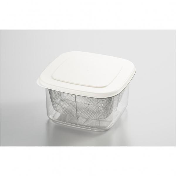 ●ザルは水切りができて便利。 ●ザルを取ればフタをしたまま電子レンジで使えます。 ●アサリの砂出しにも。 ●電子レンジOK！ ●商品サイズ(約):縦178×横178×高さ100mm ●商品重量(約):250g ●材質:容器/ポリメチルペンテ...