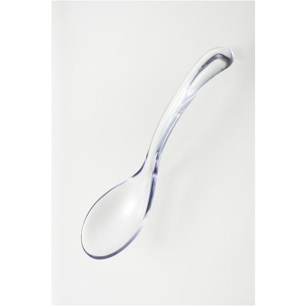 ●ガラスのような高い透明性を持つ樹脂使用。 ●ガラスのような高い透明性を持つ樹脂を使用。 ●さらにとても丈夫！ ●すくいやすい形状で料理の取り分けに大活躍。 ●強靭性・耐薬品性・耐熱性・高透明性を備えた樹脂。 ●安全性も高く、乳幼児や医療部...