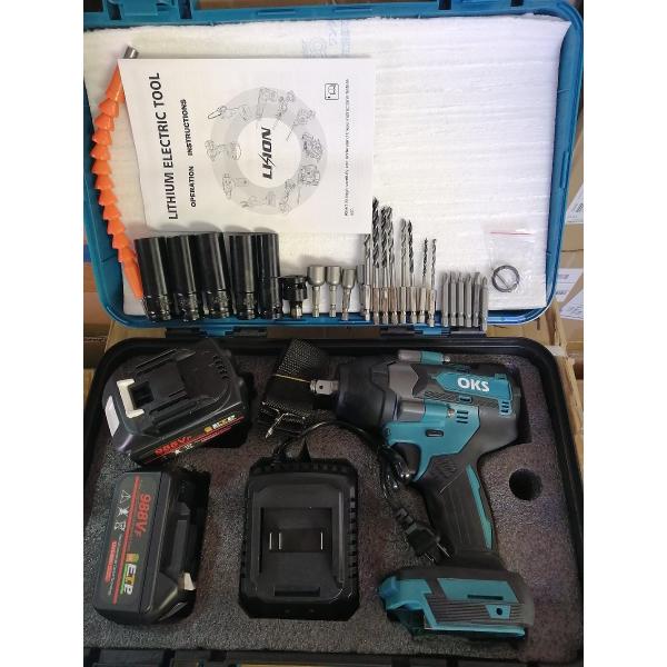 【高耐久・ブラシレスモーター+最大トルク700Nm】ブラシレスモーターを採用しますので、 モーターから火花が出なく、耐久性があります。【最大トルク700Nm・段階トルク調整】：トリガースイッチの力を押すことで無段階変速ができ、  回転速度が...