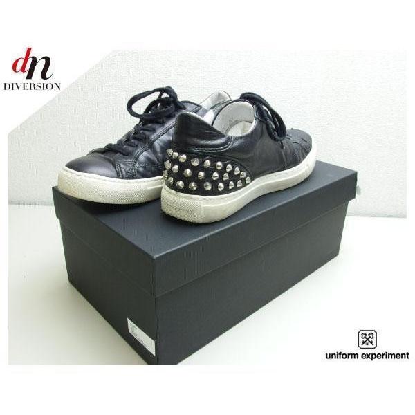 [管理番号] DN-0610[ブランド名] uniform experiment (ユニフォームエクスペリメント)[アイテム名] LEATHER STUDS SNEAKER[カラー] BLACK ※モニターの発色の具合によって実際のものと色...
